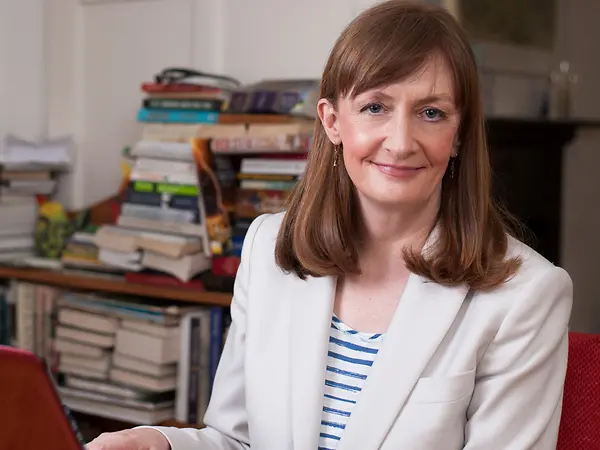 Rachael English (Autorin): alle Bücher + Steckbrief bei Penguin