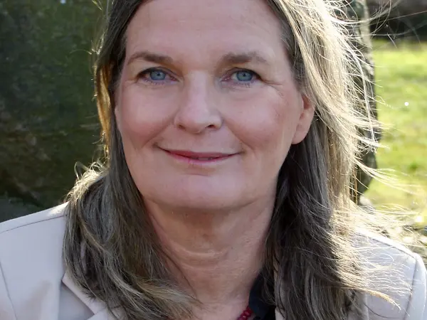 Donata Gries (Autorin): alle Bücher + Steckbrief bei Penguin